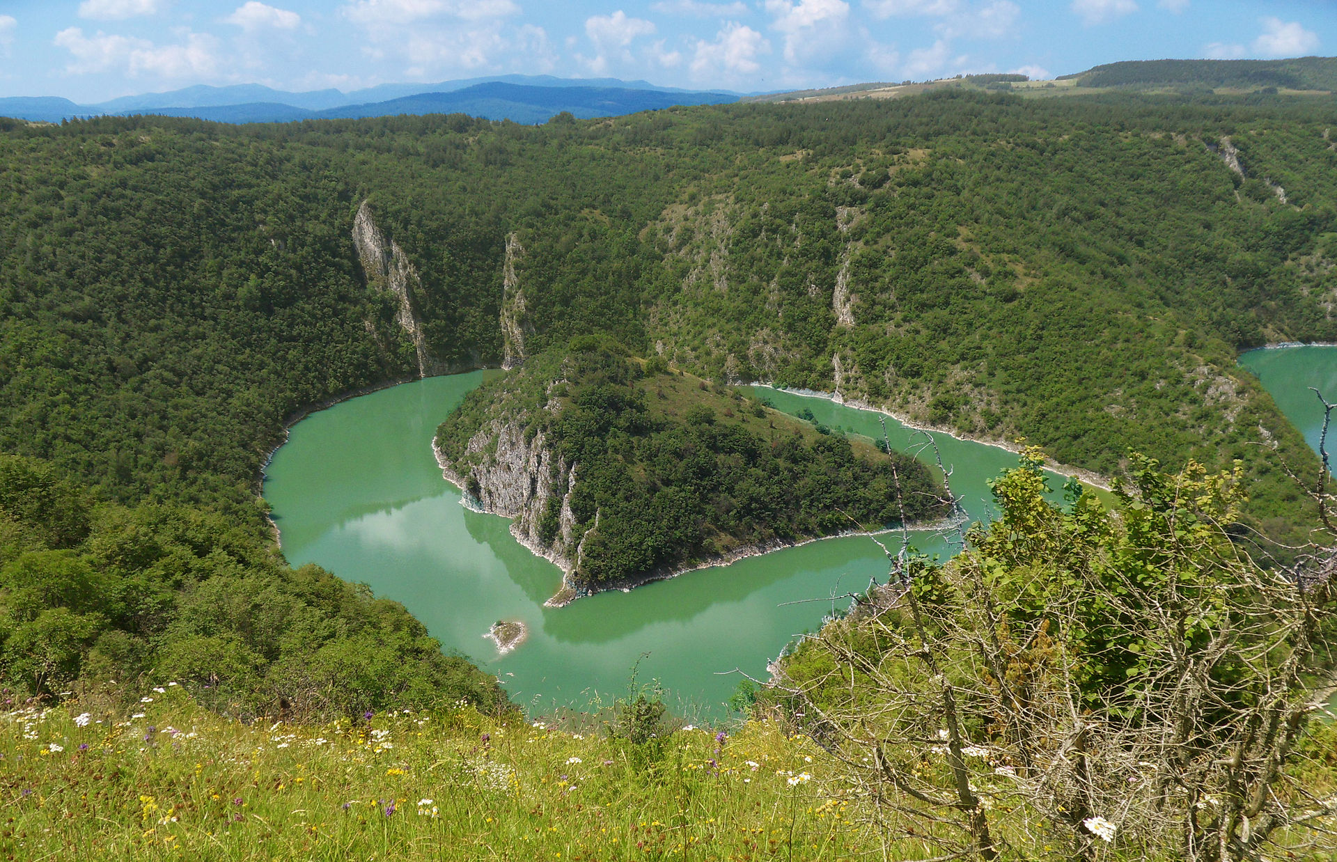 Uvac - Jedinstveno čudo prirode ~ Blog